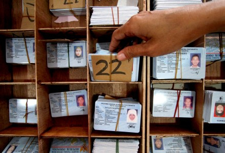 Pungut Biaya Pembuatan KTP, PNS Bakal Dipidanakan | KBR.ID - Tepercaya ...