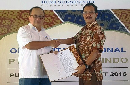 Pemkab Banyuwangi Klaim Penambangan Tumpang Pitu Ramah Lingkungan | KBR ...