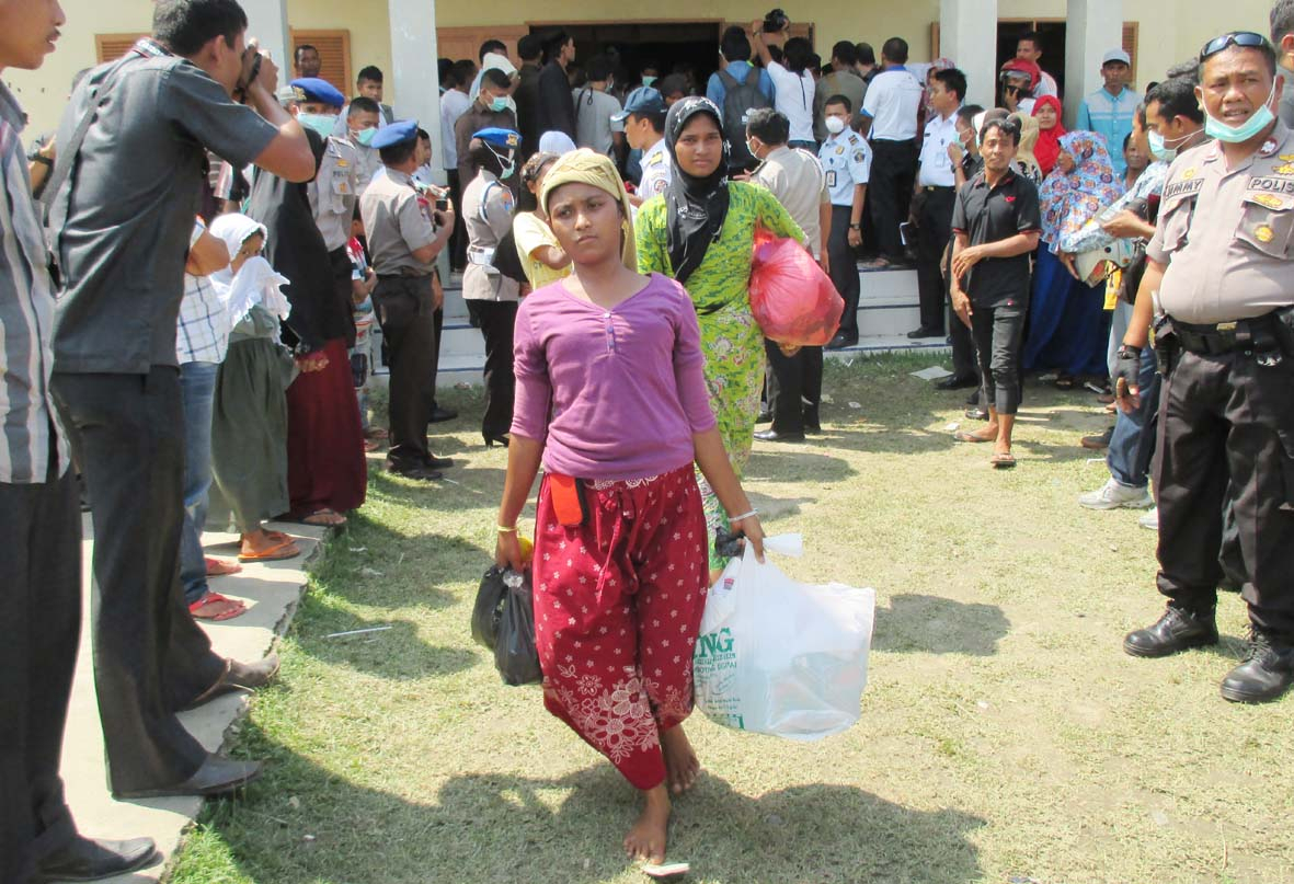 Rohingnya di Aceh Utara Akan Diungsikan ke Penampungan Tertutup | KBR.ID - Tepercaya, membuka ...