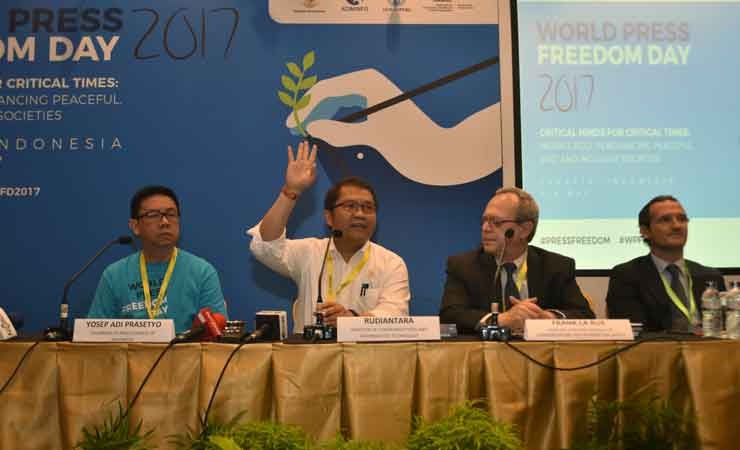 Lampu Kuning Kebebasan Pers | KBR.ID - Tepercaya, membuka perspektif